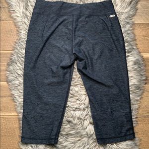 Danskin Now | Pants & Jumpsuits | Danskin Now Fitted Capri Leggings Sz ...